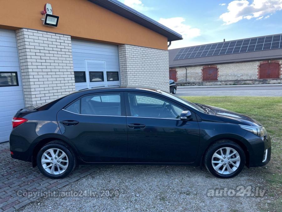 Melns Toyota Corolla 2013 Paide, ar dzinēja tilpumu 1.60 L un nobraukumu 100 tūkst. km par 8999 €, foto 3 vietnē AUTOMOTO.COM.LV