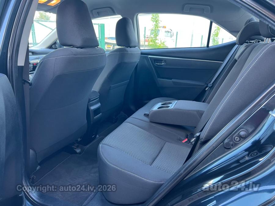 Melns Toyota Corolla 2013 Paide, ar dzinēja tilpumu 1.60 L un nobraukumu 100 tūkst. km par 8999 €, foto 16 vietnē AUTOMOTO.COM.LV
