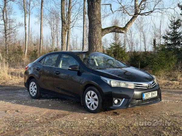 Black Toyota Corolla 2014 in Tallinn, with an engine capacity of 1.60 L and mileage of 210 thousand km for 8800 €, photo 1 on AUTOMOTO.COM.LV