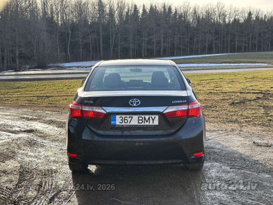 Melns Toyota Corolla 2014 Tallina, ar dzinēja tilpumu 1.60 L un nobraukumu 210 tūkst. km par 8800 €, foto 5 vietnē AUTOMOTO.COM.LV