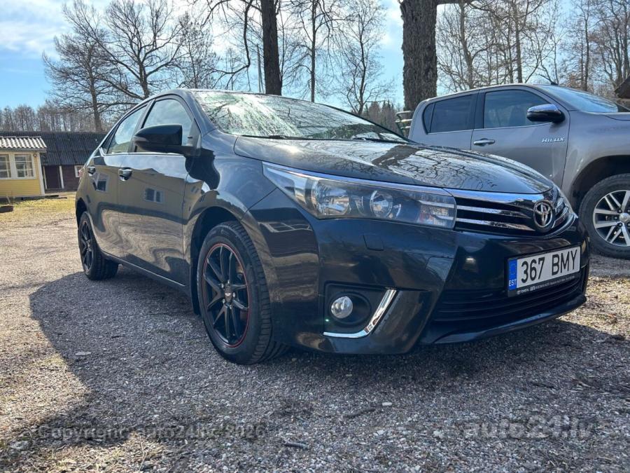 Melns Toyota Corolla 2014 Tallina, ar dzinēja tilpumu 1.60 L un nobraukumu 210 tūkst. km par 8800 €, foto 12 vietnē AUTOMOTO.COM.LV