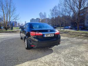 Melns Toyota Corolla 2014 Tallina, ar dzinēja tilpumu 1.60 L un nobraukumu 355 tūkst. km par 4995 €, foto 3 vietnē AUTOMOTO.COM.LV