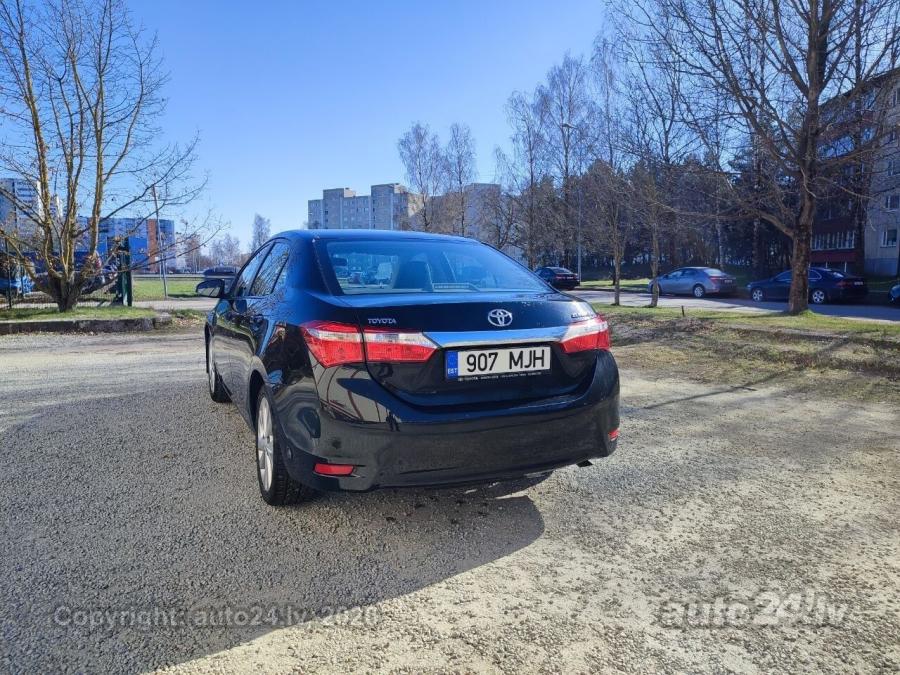 Melns Toyota Corolla 2014 Tallina, ar dzinēja tilpumu 1.60 L un nobraukumu 355 tūkst. km par 4995 €, foto 3 vietnē AUTOMOTO.COM.LV