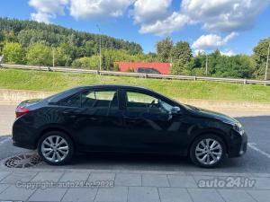 Melns Toyota Corolla 2014 Tallina, ar dzinēja tilpumu 1.60 L un nobraukumu 355 tūkst. km par 4995 €, foto 5 vietnē AUTOMOTO.COM.LV