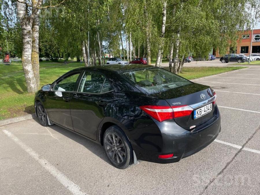 Melns Toyota Corolla 2015 Rīga, ar dzinēja tilpumu 1.60 L un nobraukumu 429 tūkst. km par 4690 €, foto 4 vietnē AUTOMOTO.COM.LV