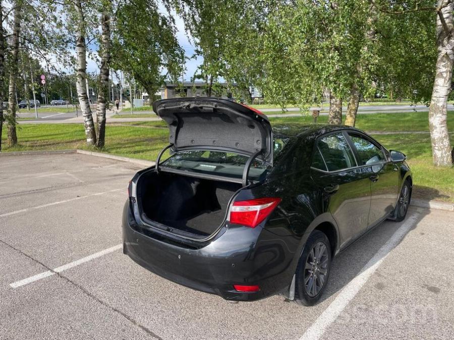 Melns Toyota Corolla 2015 Rīga, ar dzinēja tilpumu 1.60 L un nobraukumu 429 tūkst. km par 4690 €, foto 6 vietnē AUTOMOTO.COM.LV