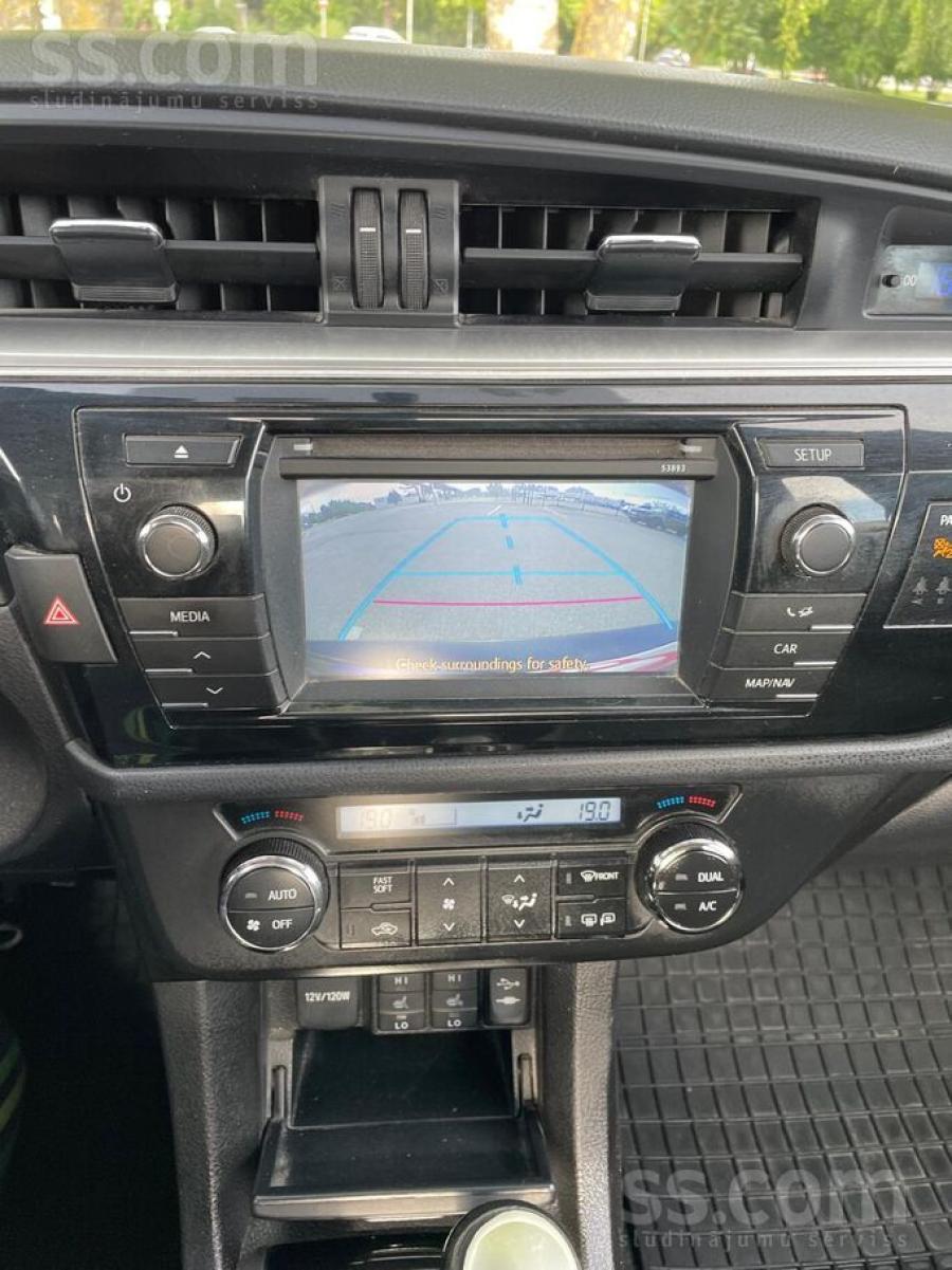 Melns Toyota Corolla 2015 Rīga, ar dzinēja tilpumu 1.60 L un nobraukumu 429 tūkst. km par 4690 €, foto 8 vietnē AUTOMOTO.COM.LV