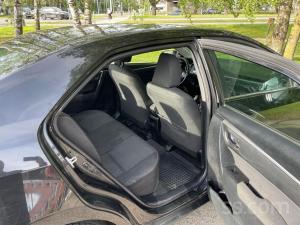 Melns Toyota Corolla 2015 Rīga, ar dzinēja tilpumu 1.60 L un nobraukumu 429 tūkst. km par 4690 €, foto 13 vietnē AUTOMOTO.COM.LV