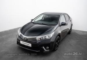 Melns Toyota Corolla 2015 Tallina, ar dzinēja tilpumu 1.60 L un nobraukumu 100 tūkst. km par 10999 €, foto  vietnē AUTOMOTO.COM.LV
