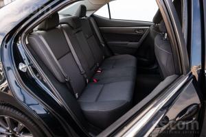 Black Toyota Corolla 2015 in Riga, with an engine capacity of 1.60 L and mileage of 181 thousand km for 7650 €, photo 8 on AUTOMOTO.COM.LV