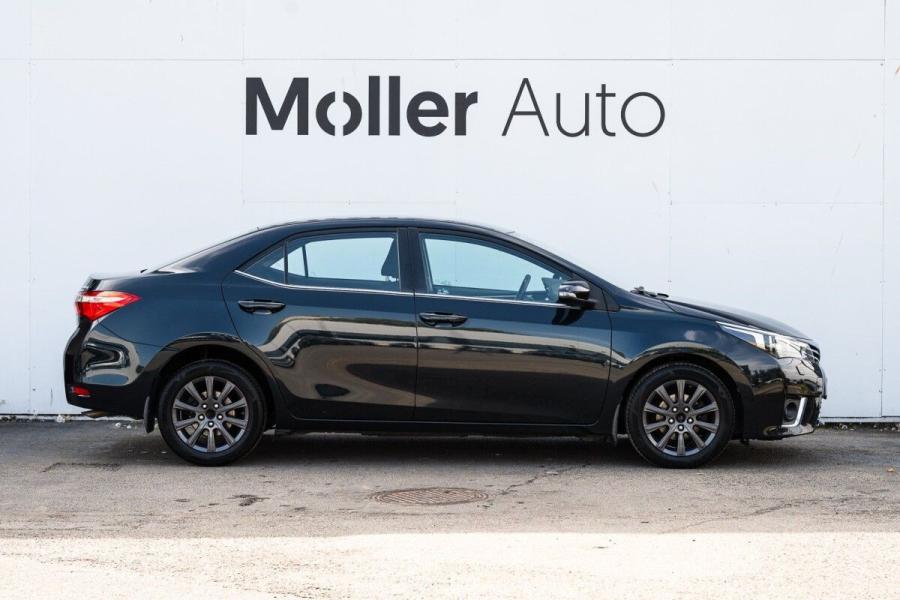 Melns Toyota Corolla 2015 Rīga, ar dzinēja tilpumu 1.60 L un nobraukumu 181 tūkst. km par 7650 €, foto 6 vietnē AUTOMOTO.COM.LV