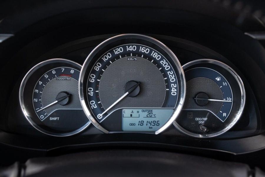 Melns Toyota Corolla 2015 Rīga, ar dzinēja tilpumu 1.60 L un nobraukumu 181 tūkst. km par 7650 €, foto 14 vietnē AUTOMOTO.COM.LV