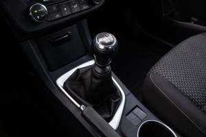 Melns Toyota Corolla 2015 Rīga, ar dzinēja tilpumu 1.60 L un nobraukumu 181 tūkst. km par 7650 €, foto 19 vietnē AUTOMOTO.COM.LV