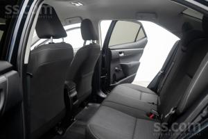 Melns Toyota Corolla 2015 Tallina, ar dzinēja tilpumu 1.60 L un nobraukumu 100 tūkst. km par 10999 €, foto 11 vietnē AUTOMOTO.COM.LV
