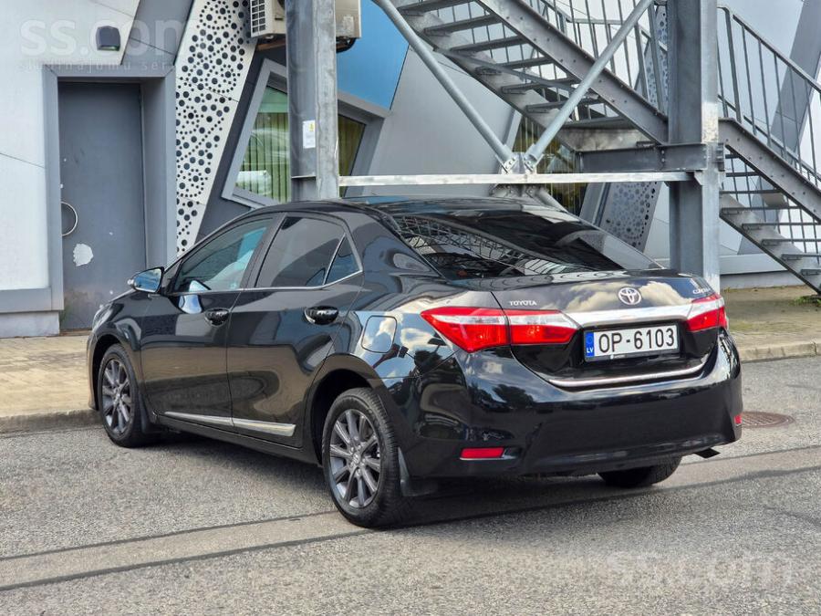 Melns Toyota Corolla 2015 Rīga, ar dzinēja tilpumu 1.60 L un nobraukumu 222 tūkst. km par 7350 €, foto 7 vietnē AUTOMOTO.COM.LV