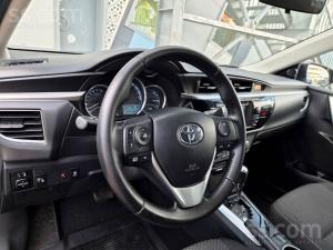 Melns Toyota Corolla 2015 Rīga, ar dzinēja tilpumu 1.60 L un nobraukumu 222 tūkst. km par 7350 €, foto 9 vietnē AUTOMOTO.COM.LV