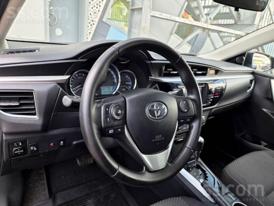 Melns Toyota Corolla 2015 Rīga, ar dzinēja tilpumu 1.60 L un nobraukumu 222 tūkst. km par 7350 €, foto 9 vietnē AUTOMOTO.COM.LV