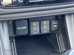 Melns Toyota Corolla 2015 Tartu, ar dzinēja tilpumu 1.60 L un nobraukumu 177 tūkst. km par 8950 €, foto 16 vietnē AUTOMOTO.COM.LV