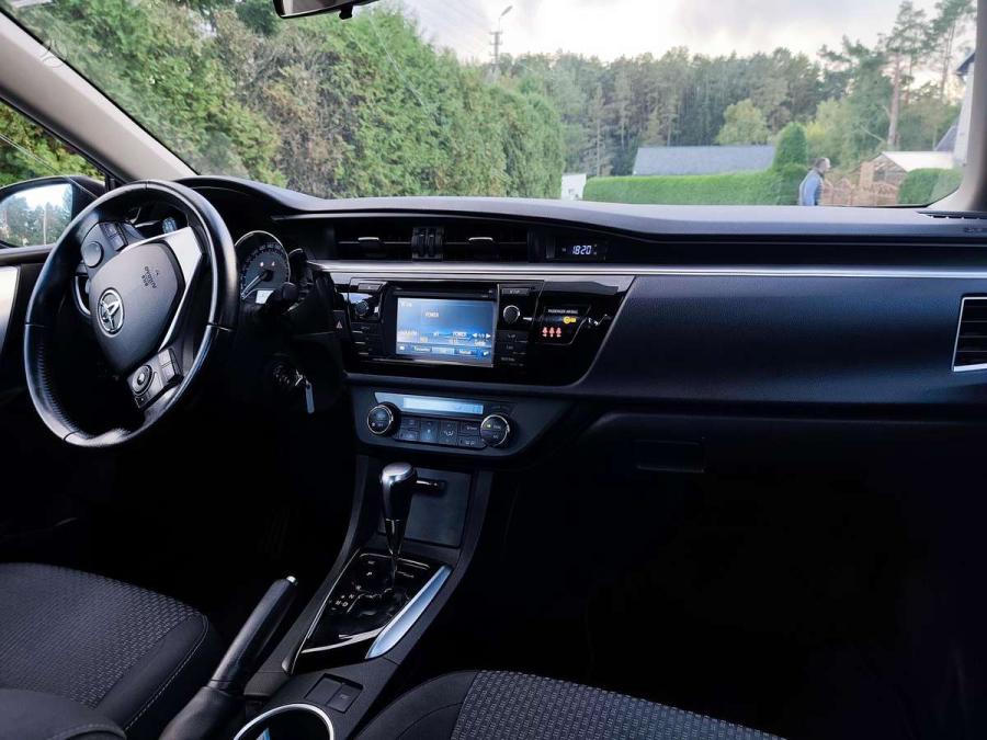 Melns Toyota Corolla 2015 Anykščiai, ar dzinēja tilpumu 1.60 L un nobraukumu 140 tūkst. km par 8450 €, foto 6 vietnē AUTOMOTO.COM.LV