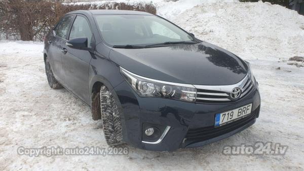 Black Toyota Corolla 2016 in Tallinn, with an engine capacity of 1.60 L and mileage of 343 thousand km for 7900 €, photo 3 on AUTOMOTO.COM.LV
