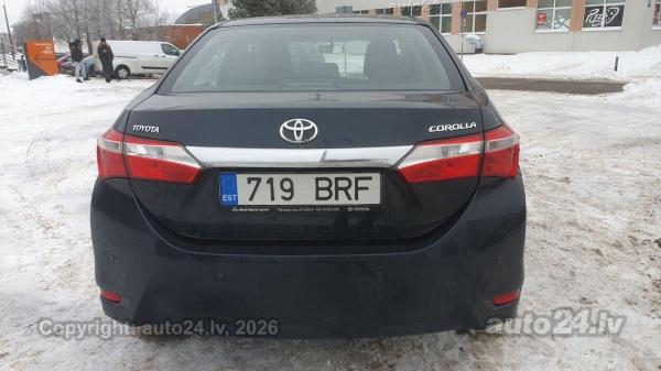 Black Toyota Corolla 2016 in Tallinn, with an engine capacity of 1.60 L and mileage of 343 thousand km for 7900 €, photo 4 on AUTOMOTO.COM.LV