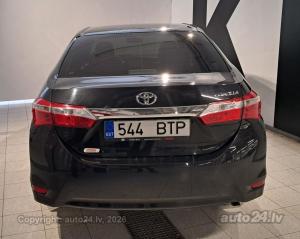 Black Toyota Corolla 2017 in Narva, with an engine capacity of 1.60 L and mileage of 48 thousand km for 11490 €, photo 6 on AUTOMOTO.COM.LV