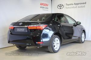 Melns Toyota Corolla 2017 Tallina, ar dzinēja tilpumu 1.60 L un nobraukumu 100 tūkst. km par 11490 €, foto 3 vietnē AUTOMOTO.COM.LV