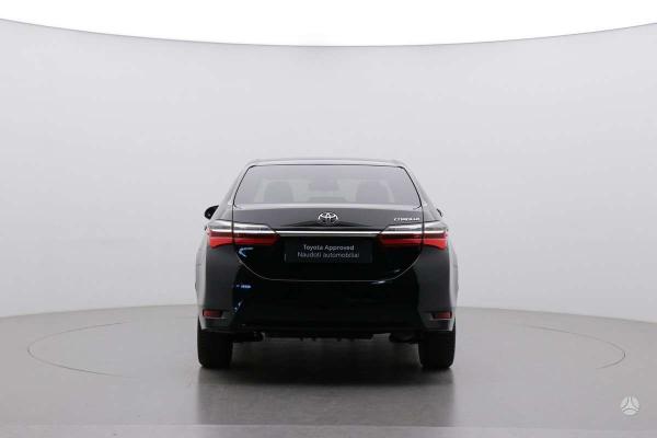 Melns Toyota Corolla 2017 Viļņa, ar dzinēja tilpumu 1.60 L un nobraukumu 87 tūkst. km par 12900 €, foto 5 vietnē AUTOMOTO.COM.LV
