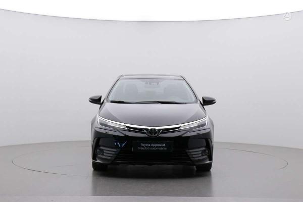 Melns Toyota Corolla 2017 Viļņa, ar dzinēja tilpumu 1.60 L un nobraukumu 87 tūkst. km par 12900 €, foto 6 vietnē AUTOMOTO.COM.LV