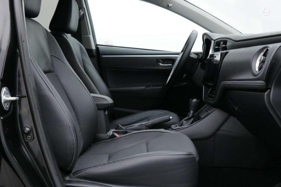 Melns Toyota Corolla 2017 Viļņa, ar dzinēja tilpumu 1.60 L un nobraukumu 87 tūkst. km par 12900 €, foto 10 vietnē AUTOMOTO.COM.LV