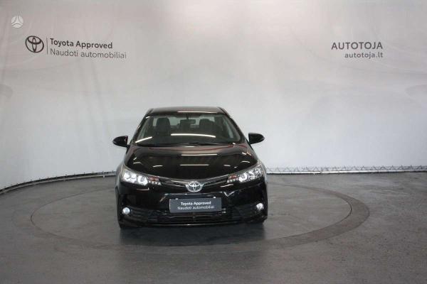 Melns Toyota Corolla 2017 Kauņa, ar dzinēja tilpumu 1.60 L un nobraukumu 133 tūkst. km par 12500 €, foto 5 vietnē AUTOMOTO.COM.LV
