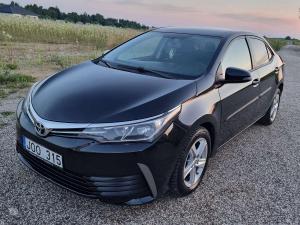 Melns Toyota Corolla 2017 Viļņa, ar dzinēja tilpumu 1.40 L un nobraukumu 290 tūkst. km par 6050 €, foto  vietnē AUTOMOTO.COM.LV