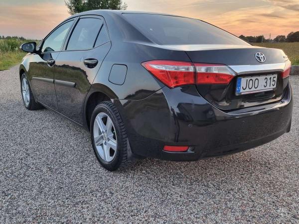 Melns Toyota Corolla 2017 Viļņa, ar dzinēja tilpumu 1.40 L un nobraukumu 290 tūkst. km par 6050 €, foto 5 vietnē AUTOMOTO.COM.LV