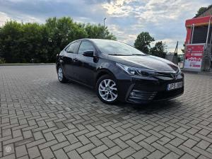Melns Toyota Corolla 2017 Viļņa, ar dzinēja tilpumu 1.60 L un nobraukumu 189 tūkst. km par 10100 €, foto 4 vietnē AUTOMOTO.COM.LV