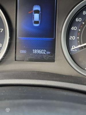 Melns Toyota Corolla 2017 Viļņa, ar dzinēja tilpumu 1.60 L un nobraukumu 189 tūkst. km par 10100 €, foto 9 vietnē AUTOMOTO.COM.LV