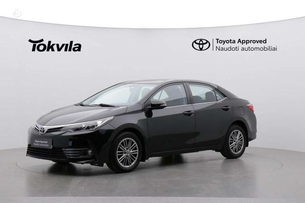 Black Toyota Corolla 2018 in Vilnius, with an engine capacity of 1.60 L and mileage of 77 thousand km for 12900 €, photo 1 on AUTOMOTO.COM.LV