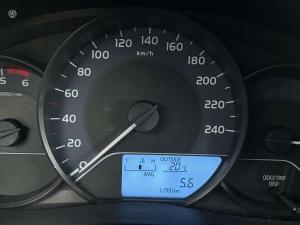 Black Toyota Corolla 2018 in Vilnius, with an engine capacity of 1.40 L and mileage of 160 thousand km for 10499 €, photo 16 on AUTOMOTO.COM.LV