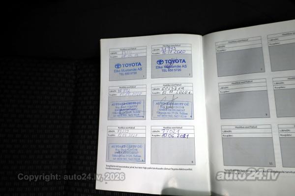 Черный Тойота Королла 2018 в Таллин, объемом двигателя 1.60 л и пробегом 129 тыс. км за 5999 €, фото 10 на AUTOMOTO.COM.LV