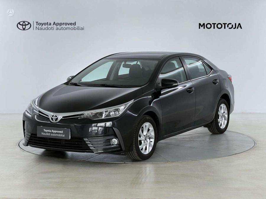Melns Toyota Corolla 2018 Viļņa, ar dzinēja tilpumu 1.60 L un nobraukumu 174 tūkst. km par 10900 €, foto 1 vietnē AUTOMOTO.COM.LV