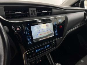 Melns Toyota Corolla 2018 Viļņa, ar dzinēja tilpumu 1.60 L un nobraukumu 174 tūkst. km par 10900 €, foto 23 vietnē AUTOMOTO.COM.LV