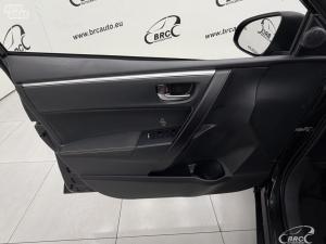 Melns Toyota Corolla 2019 Avižieniai, ar dzinēja tilpumu 1.60 L un nobraukumu 221 tūkst. km par 9900 €, foto 19 vietnē AUTOMOTO.COM.LV
