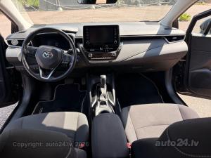 Черный Тойота Королла 2019 в Таллин, объемом двигателя 1.80 л и пробегом 76 тыс. км за 17000 €, фото 12 на AUTOMOTO.COM.LV