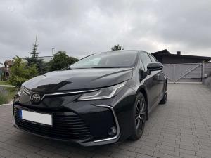 Melns Toyota Corolla 2019 Klaipėda, ar dzinēja tilpumu 1.60 L un nobraukumu 67 tūkst. km par 17400 €, foto  vietnē AUTOMOTO.COM.LV