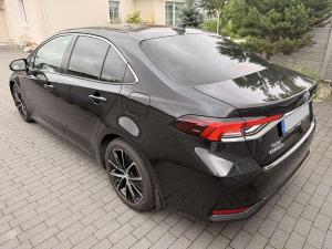 Black Toyota Corolla 2019 in Klaipeda, with an engine capacity of 1.60 L and mileage of 67 thousand km for 17400 €, photo 5 on AUTOMOTO.COM.LV