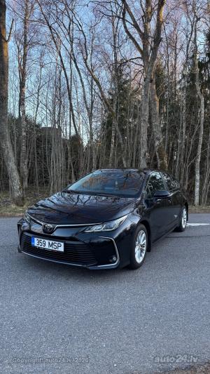 Black Toyota Corolla 2019 in Tallinn, with an engine capacity of 1.60 L and mileage of 87 thousand km for 16900 €, photo  on AUTOMOTO.COM.LV