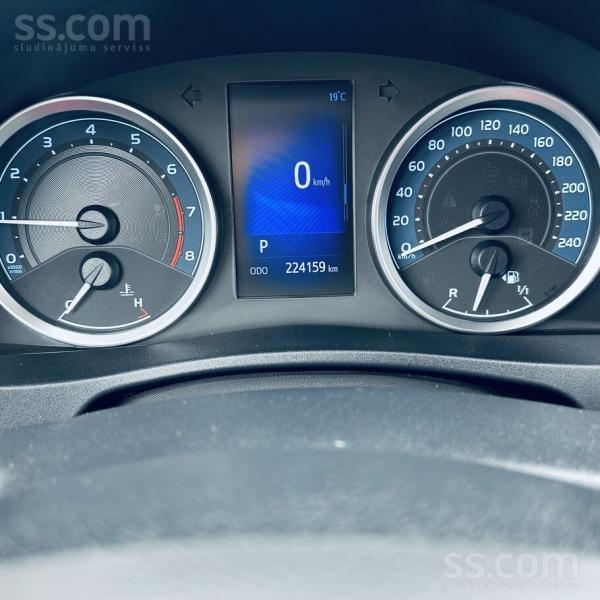 Melns Toyota Corolla 2019 Limbaži, ar dzinēja tilpumu 1.60 L un nobraukumu 224 tūkst. km par 10300 €, foto 7 vietnē AUTOMOTO.COM.LV