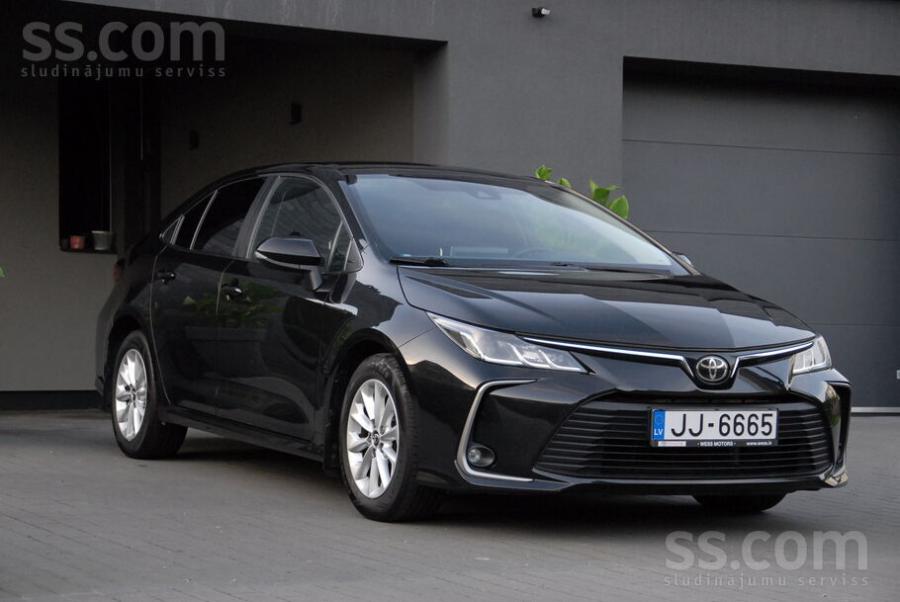 Melns Toyota Corolla 2019 Rīga, ar dzinēja tilpumu 1.60 L un nobraukumu 123 tūkst. km par 12490 €, foto 1 vietnē AUTOMOTO.COM.LV