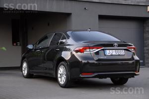 Melns Toyota Corolla 2019 Rīga, ar dzinēja tilpumu 1.60 L un nobraukumu 123 tūkst. km par 12490 €, foto 5 vietnē AUTOMOTO.COM.LV