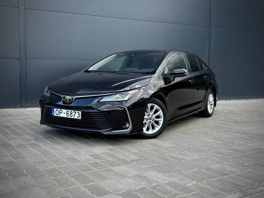 Melns Toyota Corolla 2019 Rīga, ar dzinēja tilpumu 1.60 L un nobraukumu 136 tūkst. km par 13745 €, foto 1 vietnē AUTOMOTO.COM.LV