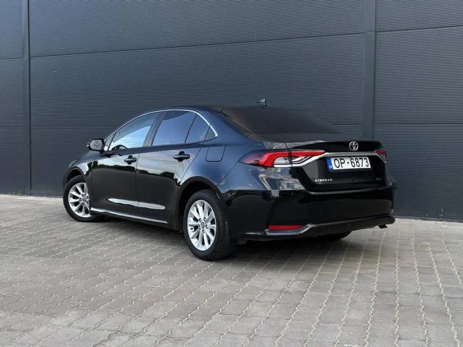 Melns Toyota Corolla 2019 Rīga, ar dzinēja tilpumu 1.60 L un nobraukumu 136 tūkst. km par 13745 €, foto 3 vietnē AUTOMOTO.COM.LV
